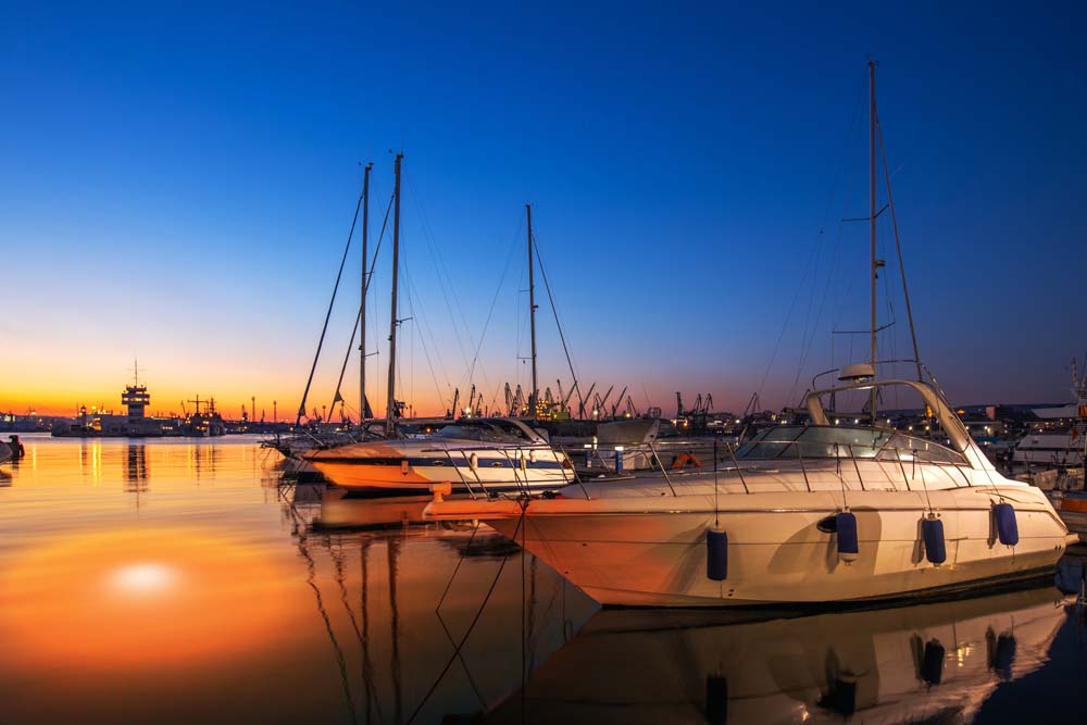 Underwater Dock Lights | Underwater Fish Lights - Incredible Underwater ...